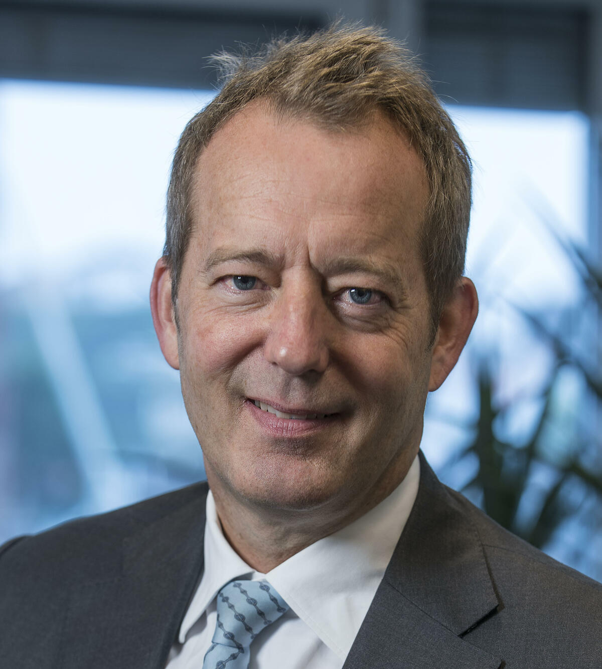 Announces Interim CEO - Western Bulk